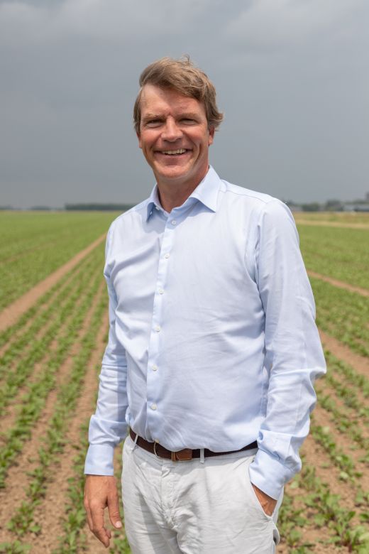 Timo Hoogeboom draagt stokje over aan Nicole Freid als CEO van NGG&F en HAK